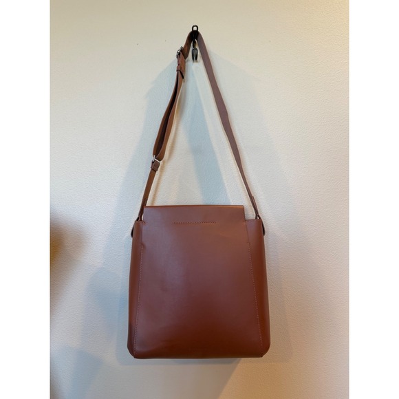 Everlane | Bags | Everlane Italian Leather Brown Crossbody Shoulder Bag ...